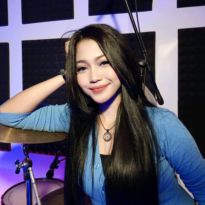 Nur Amira Syahira - BIGO LIVE Bar